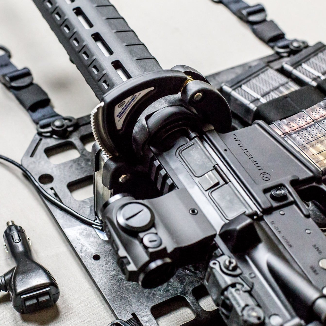 AR15 Locking Mount | Locking Rifle Clamp | Rifle Lock